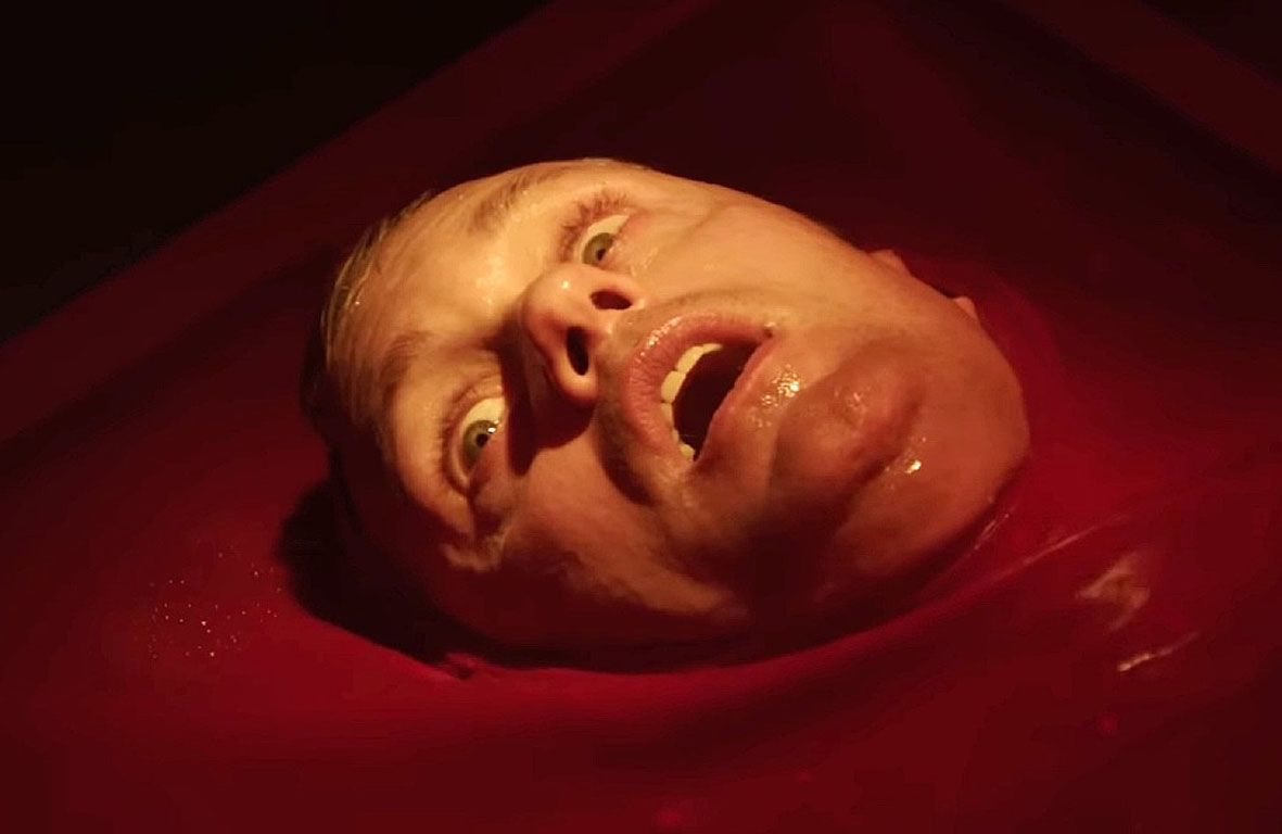 Infinity pool - Po napisach - komiks - książka - kino